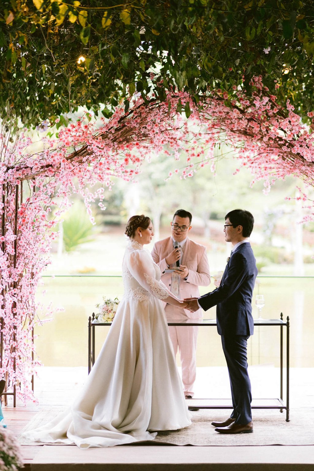 Looks para pré wedding: 28 ideias para se inspirar e sair do óbvio