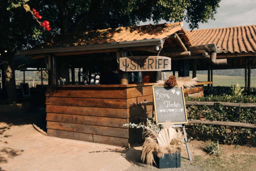 Casamento boho rústico com welcome coffee e café da manhã